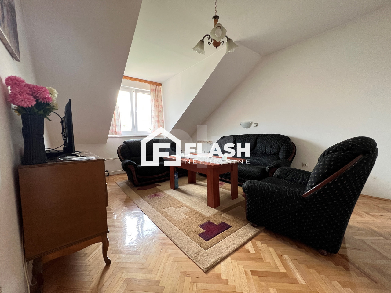 FLASH: Dvosoban stan - ZENICA - Aska Borića - Stanovi - OLX.ba