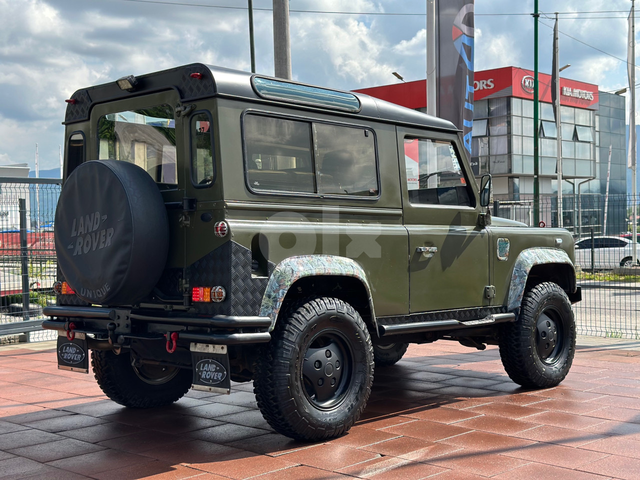 Land Rover Defender 4x4 - Automobili - OLX.ba