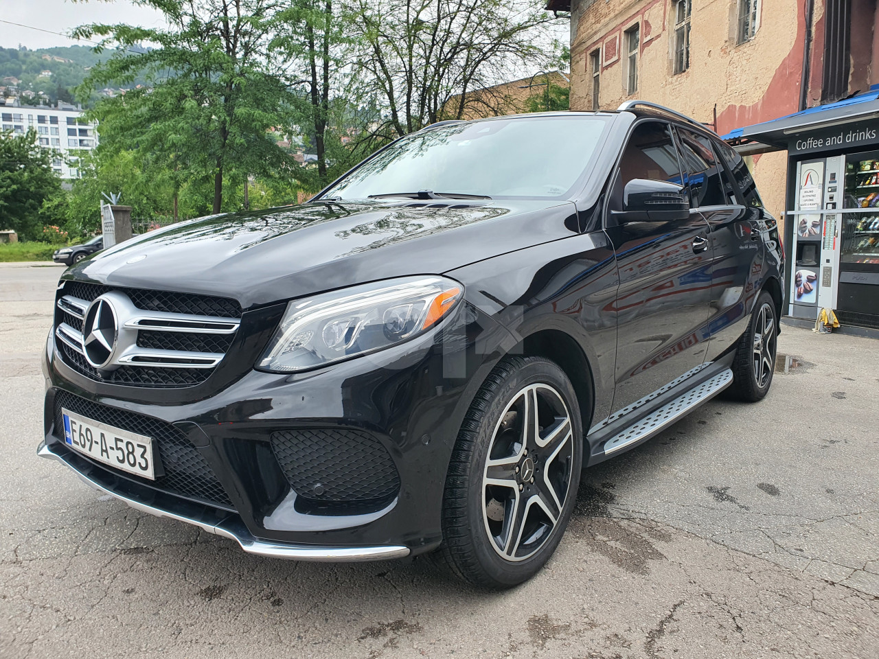 Mercedes-Benz GLE 350d 4Matic AMG FULL - Automobili - OLX.ba