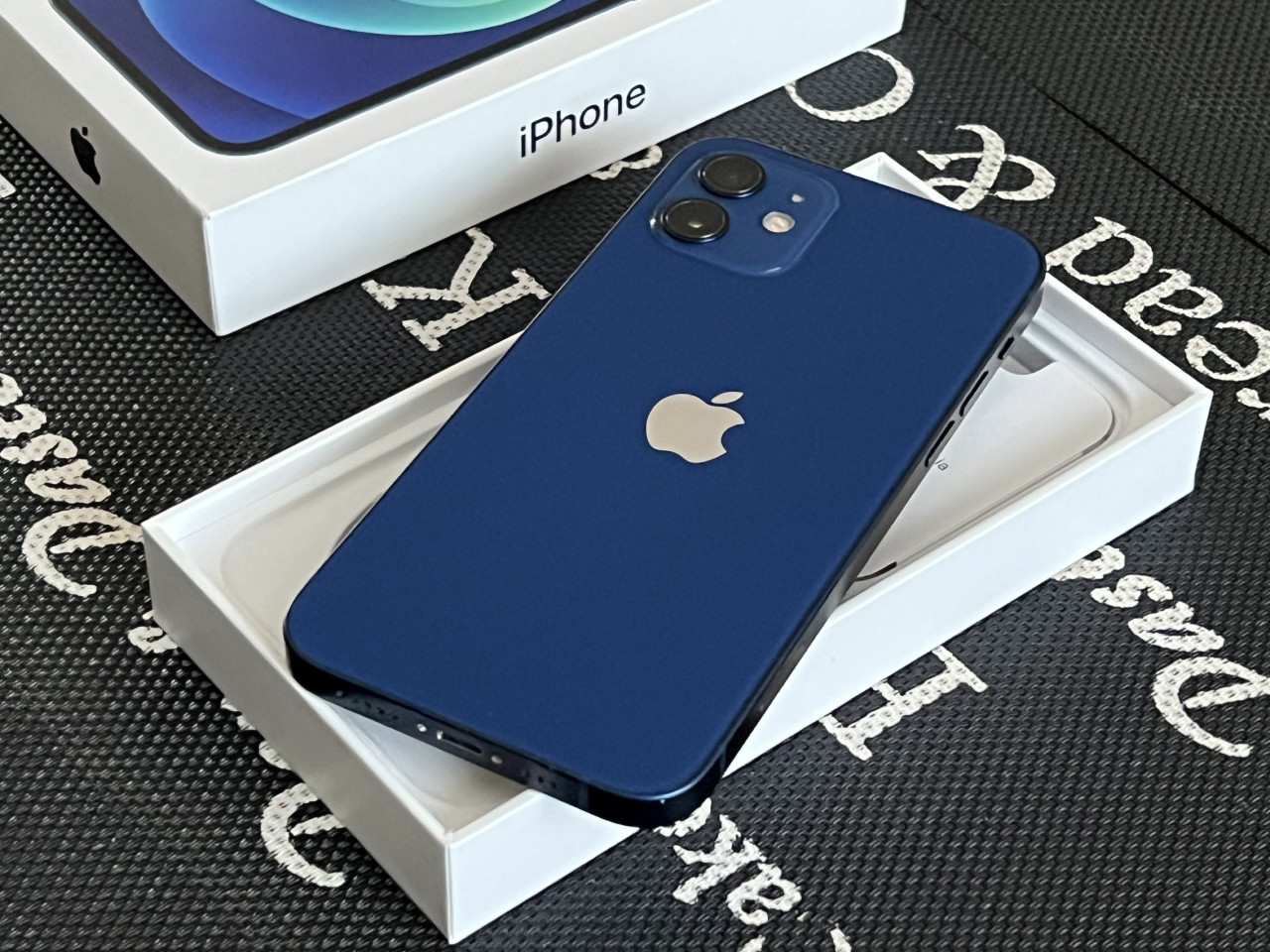 Apple iPhone 12 - Mobiteli - OLX.ba