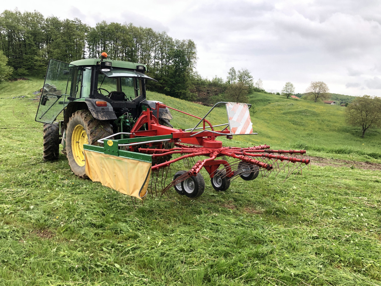 Sakupljac grablje balerina FORT - Grablje (mašine) - OLX.ba