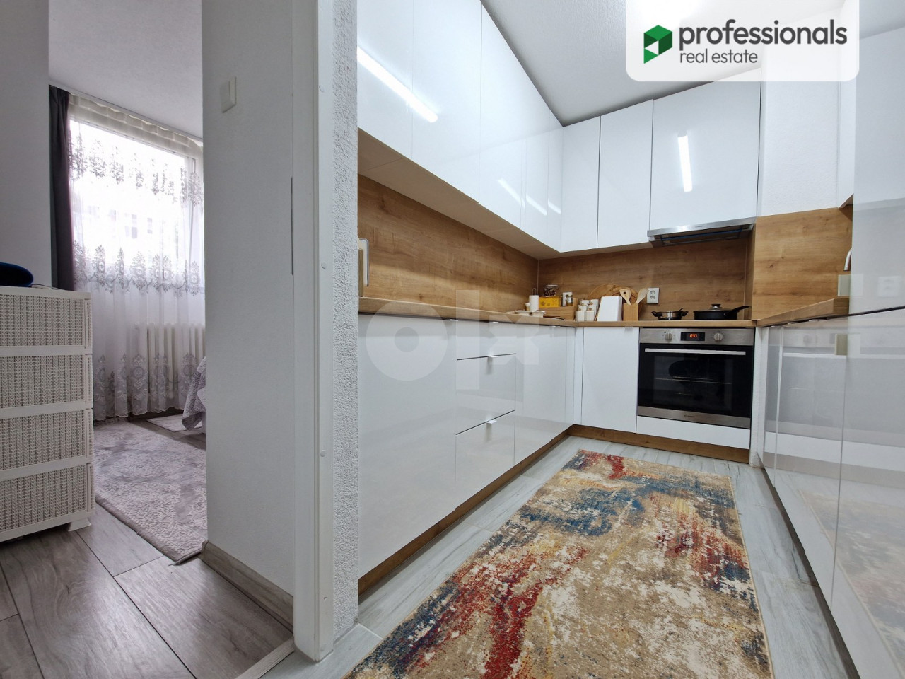 Trosoban stan Dobrinja Novi Grad Sarajevo - Stanovi - OLX.ba