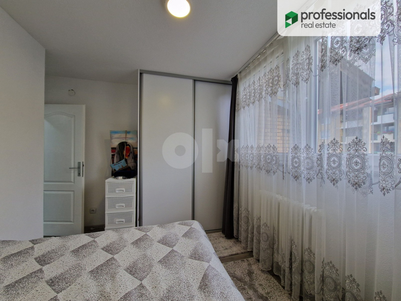 Trosoban stan Dobrinja Novi Grad Sarajevo - Stanovi - OLX.ba