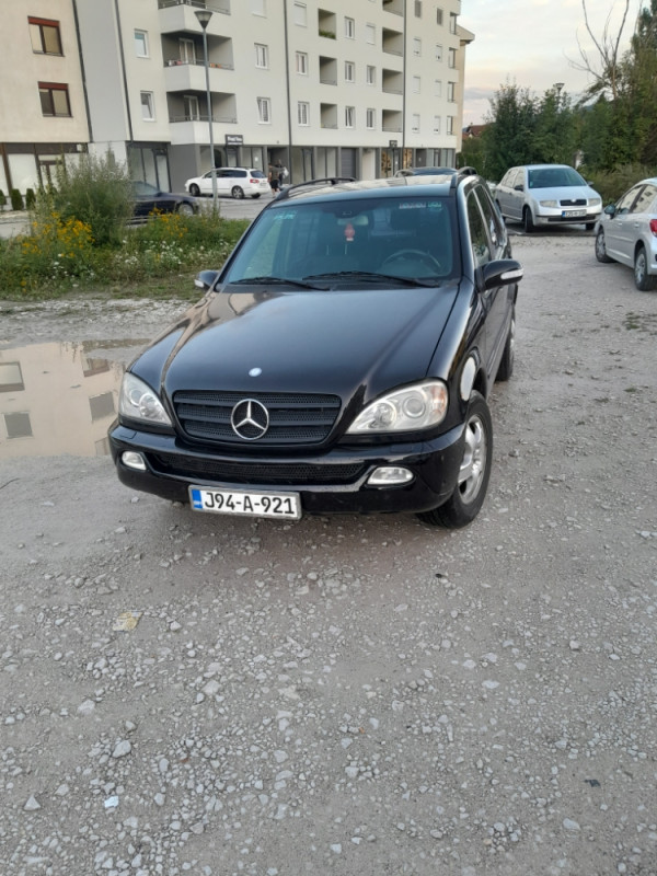 Mercedes ml 270 cdi - Teretna vozila - OLX.ba