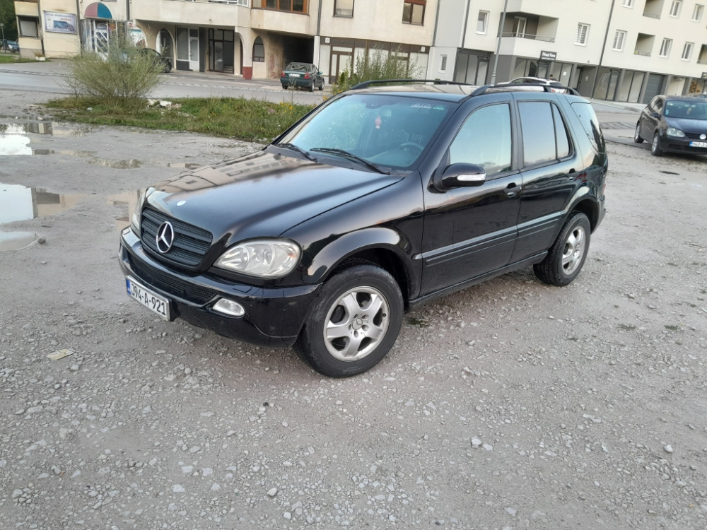 Mercedes ml 270 cdi - Teretna vozila - OLX.ba