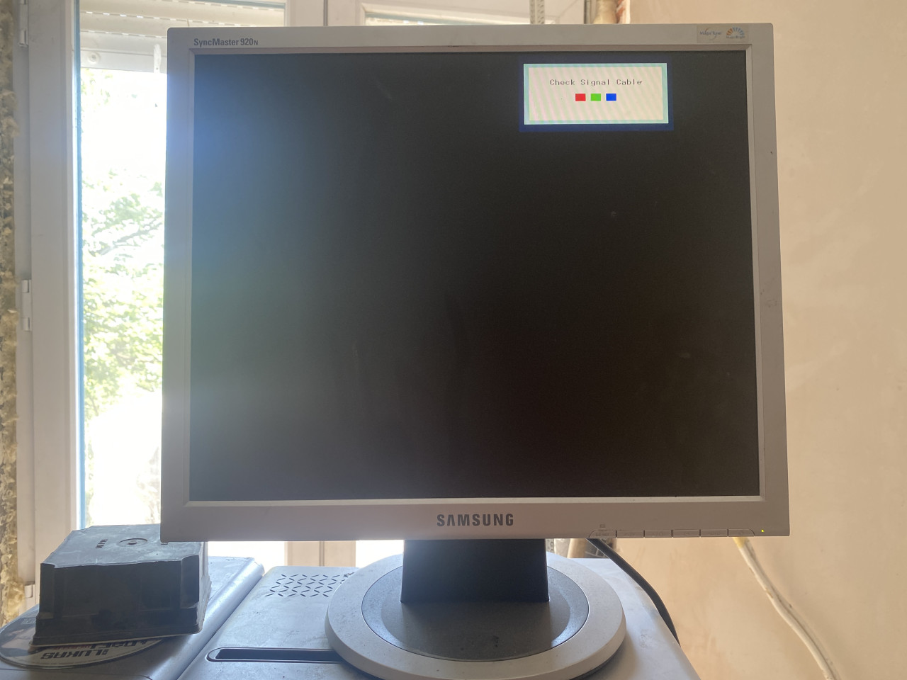 Monitor samsung syncmaster 920n 19incha - Monitori - OLX.ba