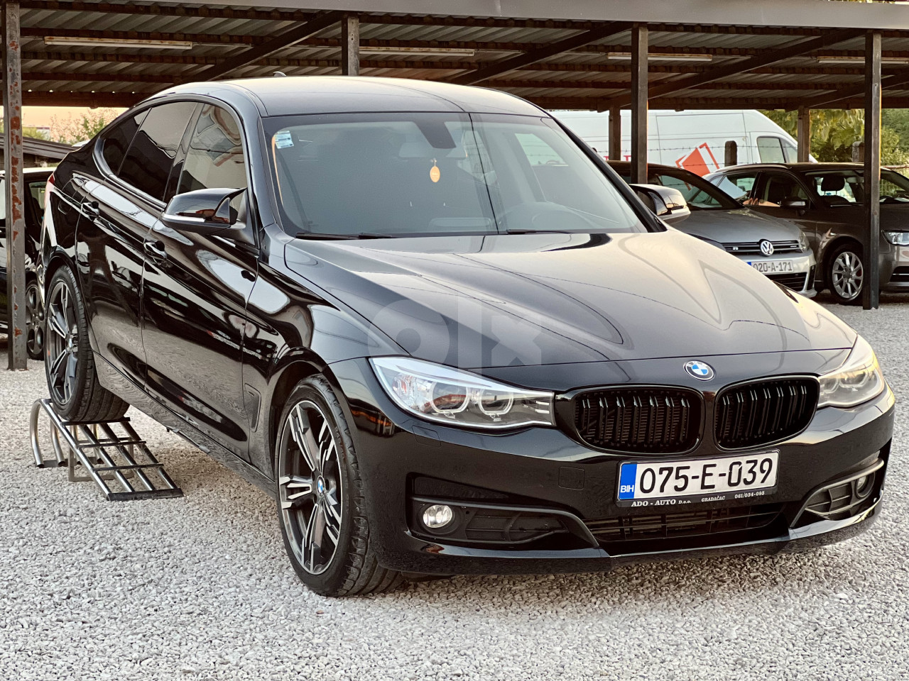 BMW F30 318d GT 2013 God *Sport* - Automobili - OLX.ba