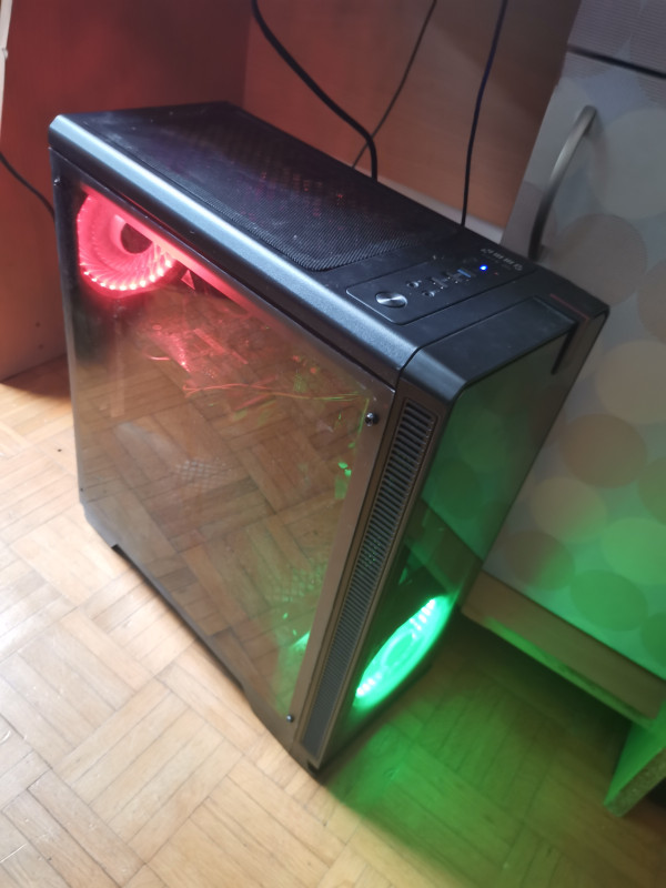 Gaming PC kompjuter racunar - Desktop Računari - OLX.ba