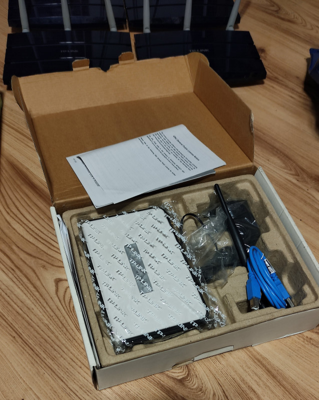 TP LINK ruteri WR1043ND - Router - OLX.ba