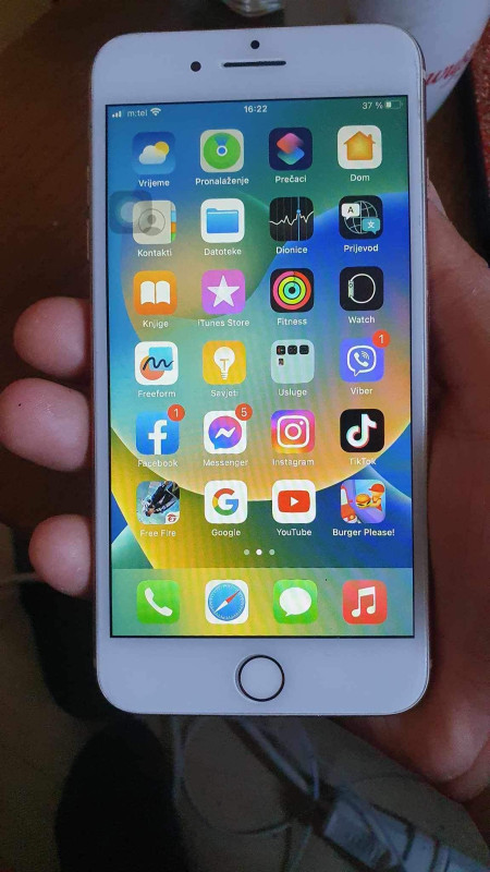 Iphone 8+ 4/64 86% - Mobiteli - OLX.ba