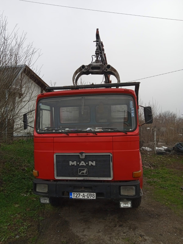MAN Kamion 17 220 sa kranom - Teretna vozila - OLX.ba
