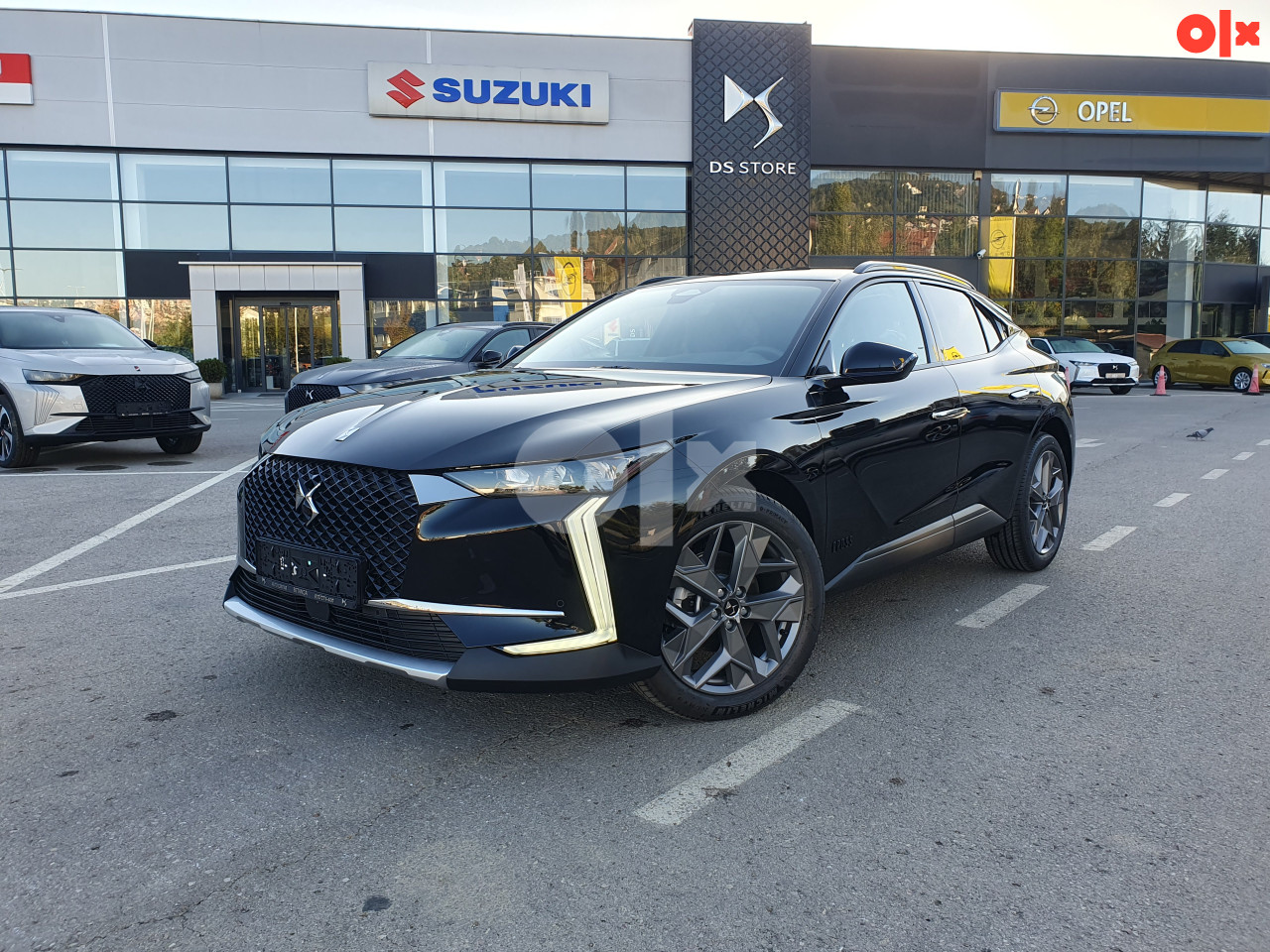 DS 4 1.5 BlueHDi 96/130 KS AT8 Trocadero Cross - Automobili - OLX.ba