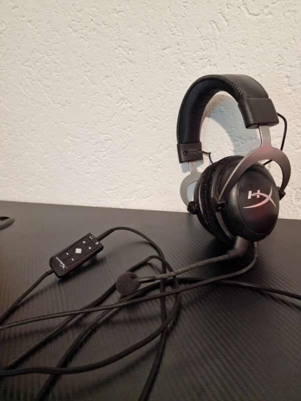Gaming slusalice HyperX cloud 2 - PC slušalice - OLX.ba