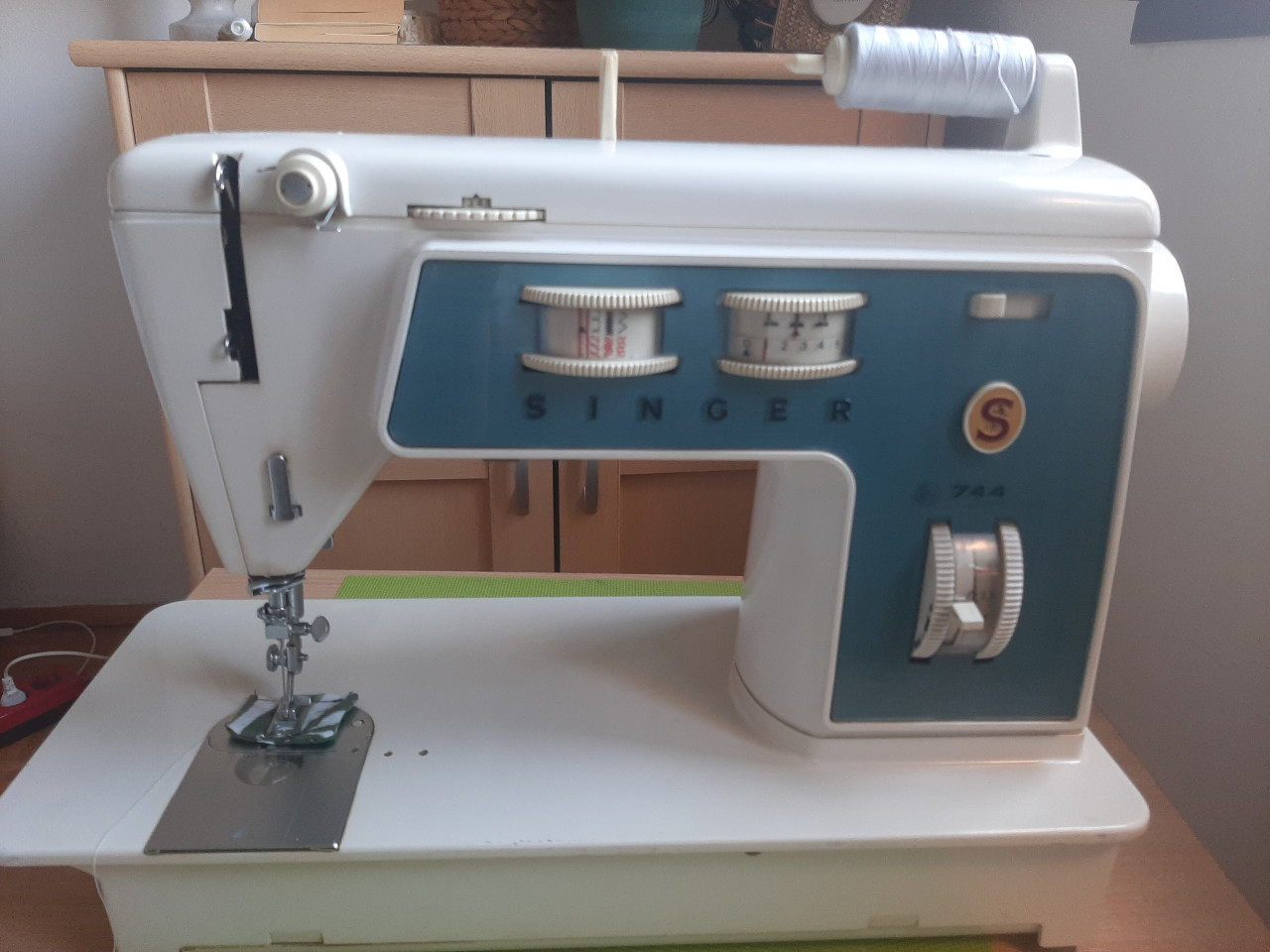 Singer 744 šivaća mašina - Šivaće mašine i dijelovi - OLX.ba