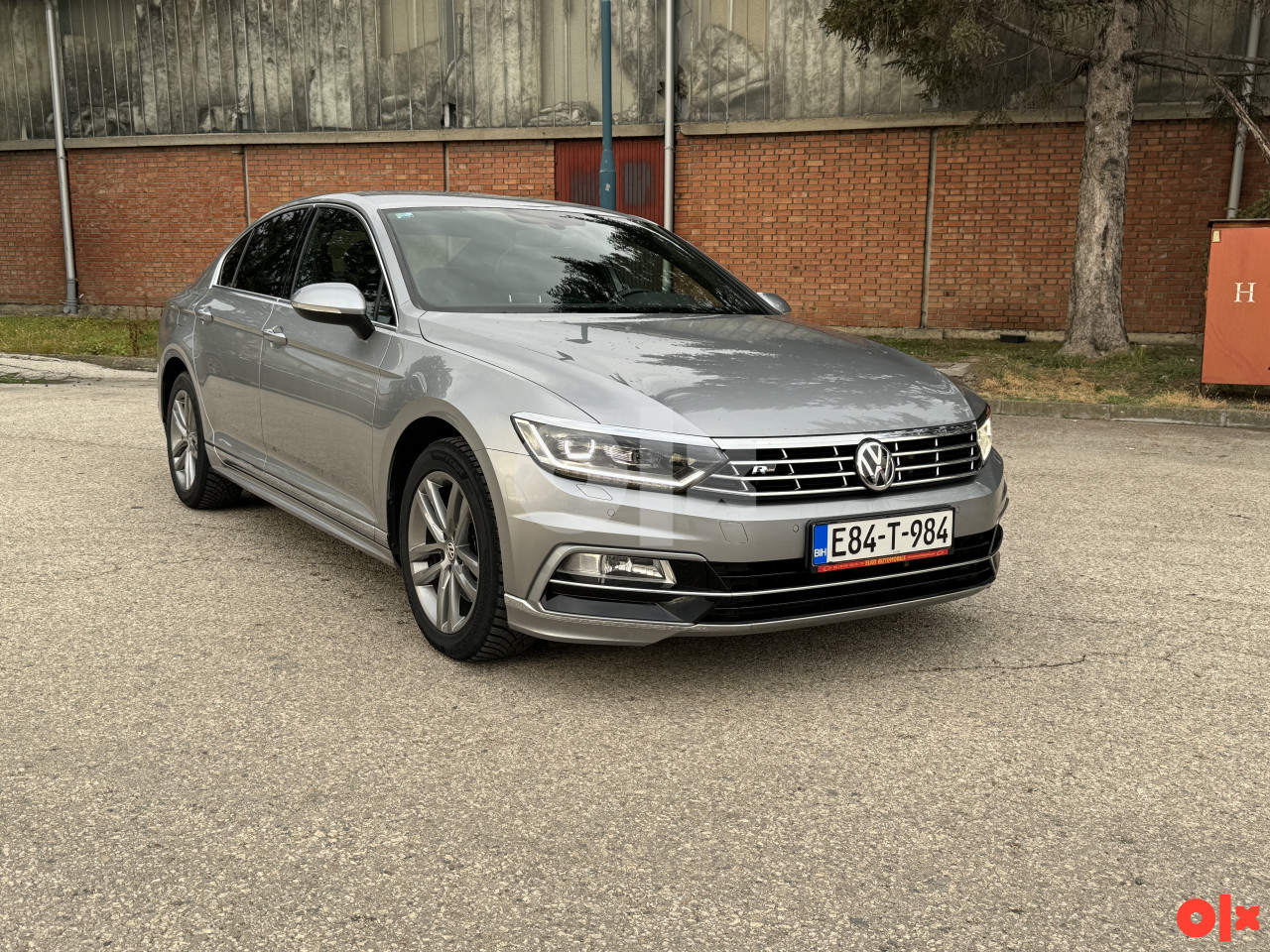 Passat 8 R-line DSG 1.6 *VIRTUAL* Vozilo kao novo - Automobili - OLX.ba