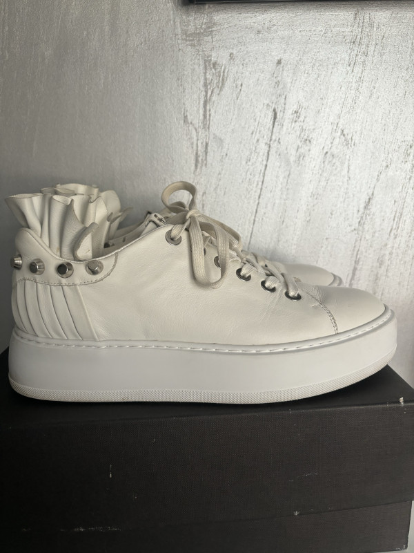 Cesare Paciotti Zenske patike 4us - Tene/Patike za žene - OLX.ba