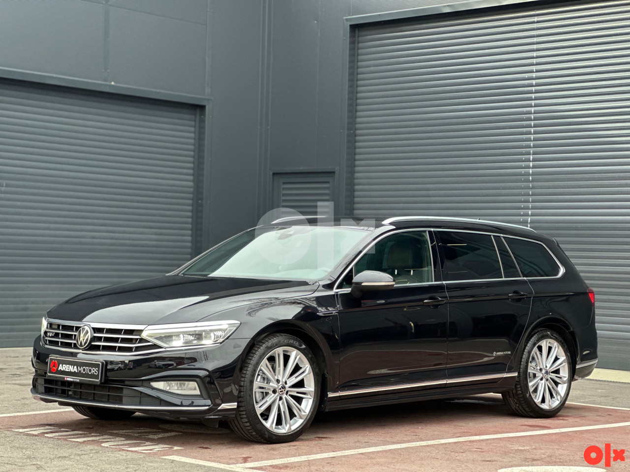 VW Passat B8 2.0 TDI DSG 4Motion R-Line 2020 Matrix - Automobili - OLX.ba