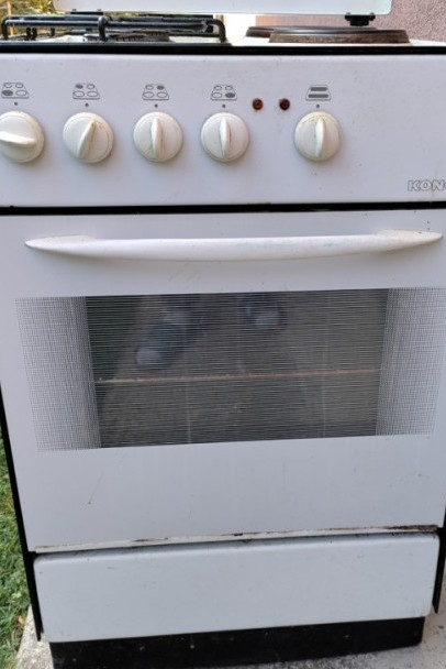 Električni šporet "Končar" pola plin pola struja - Električni šporeti ...