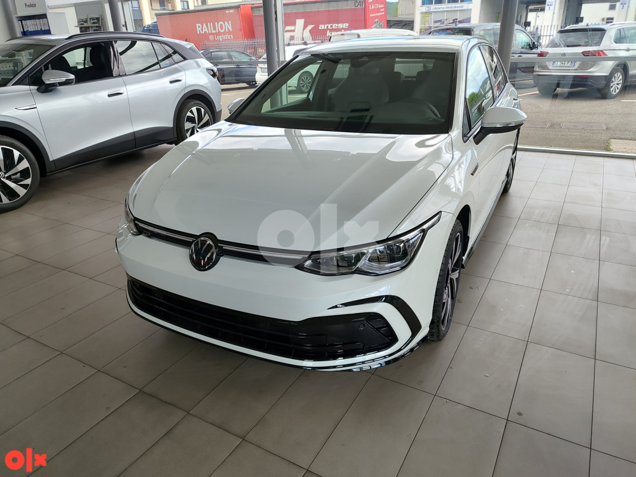 Volkswagen Golf 8 R Line Dsg 2024 - Automobili - OLX.ba