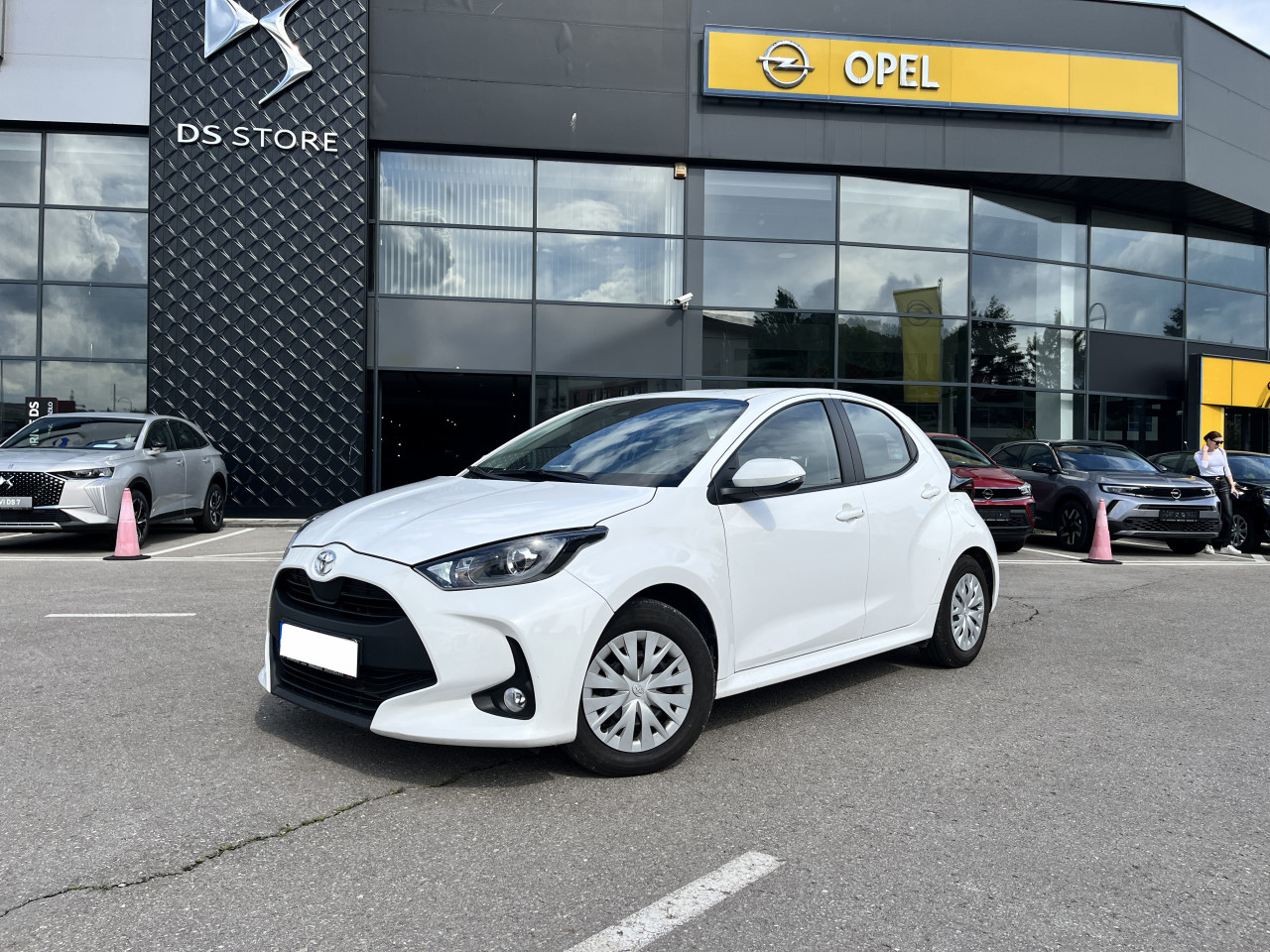 Toyota Yaris 1.5b 122 KS 1.vlasnik - 7.500 km fabrička garancija - Automobili - OLX.ba