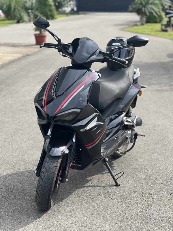 Skuter joyrace Rocket 50 motor. gilera peda kewey cf piagi - Motocikli ...